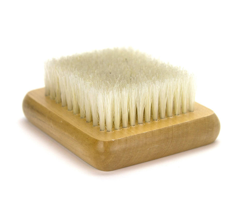 Underlägg, borste. 1st – A little sheepish art